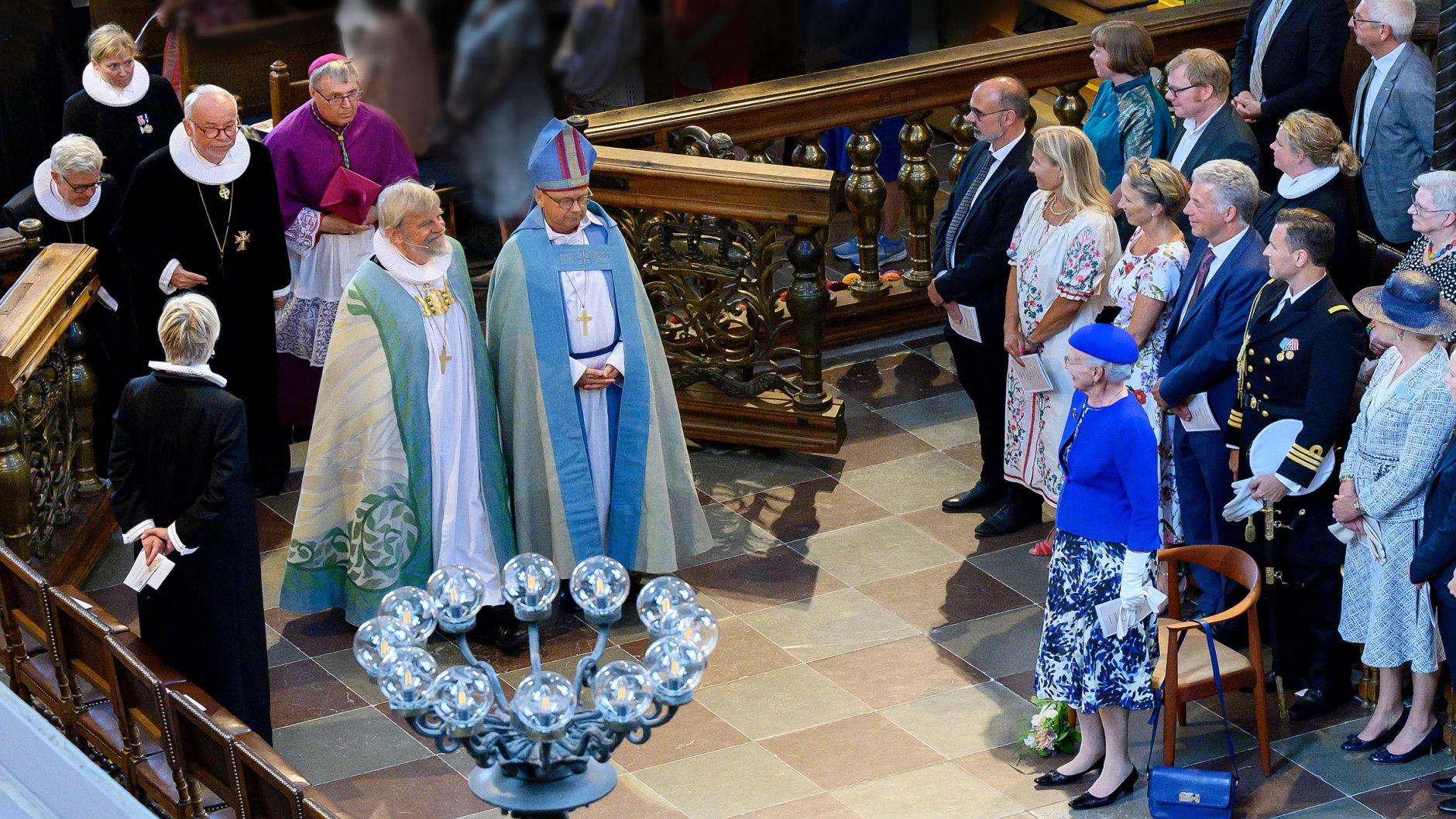 Roskilde Stifts 1000-års jubilæum kulminererede med festgudstjeneste, hvor biskoppen lod Jesus ...